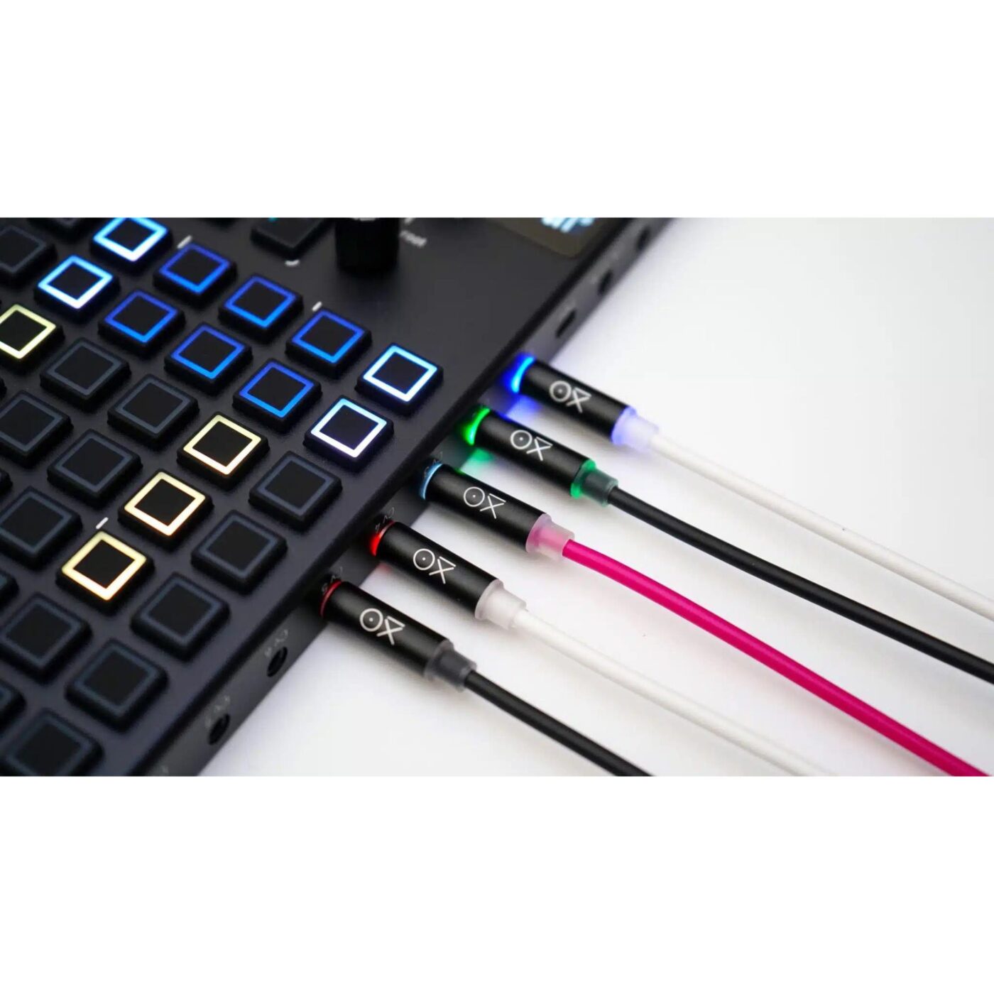 OXI Instruments GLOWS LED patch cables - AWAVE