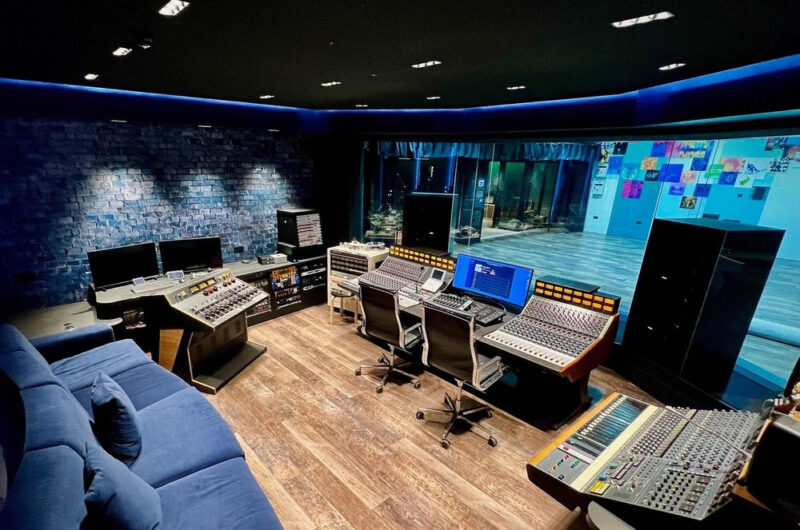 Distillery II and the 5088 - AWAVE